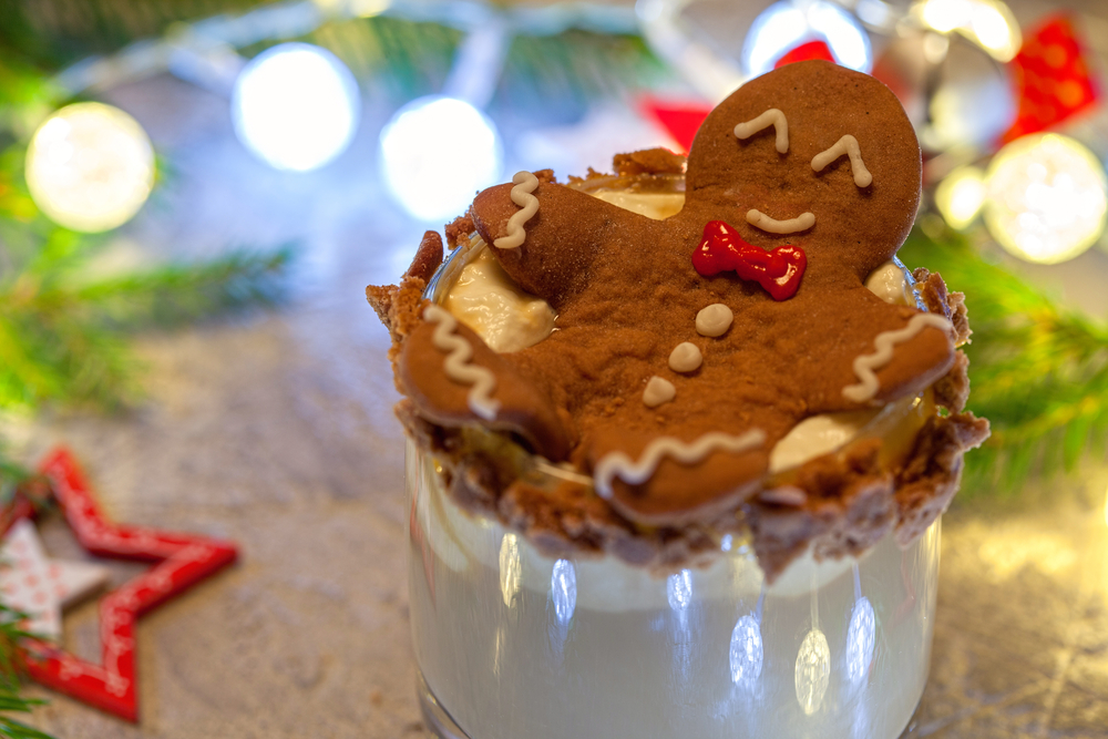 Make the Perfect Gingerbread Delight Cocktail This Winter - Deliver Liquor